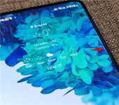 What are Samsung's Edge Panels, and how to use them?
