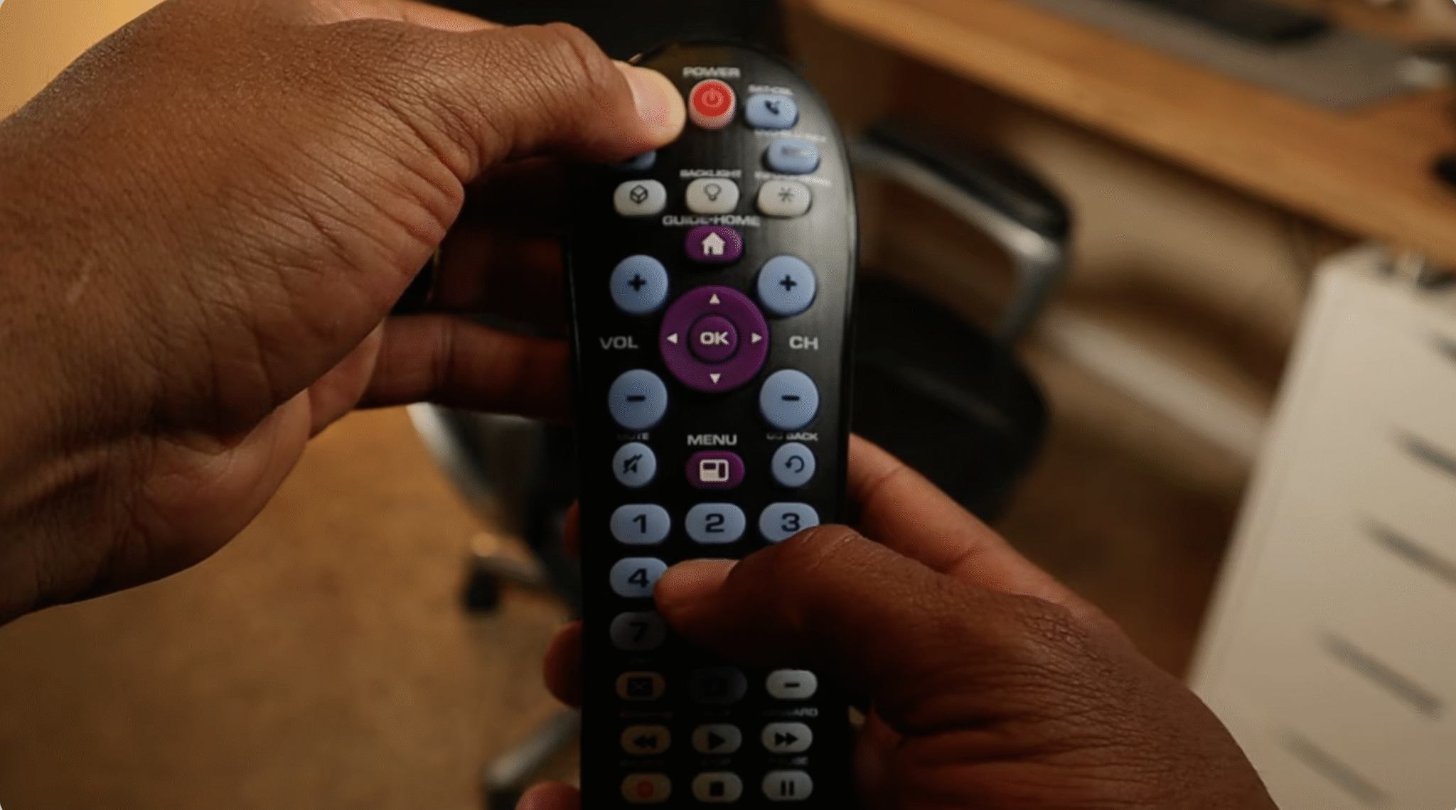 How to Program Universal Remote to Roku TV: A Complete Guide