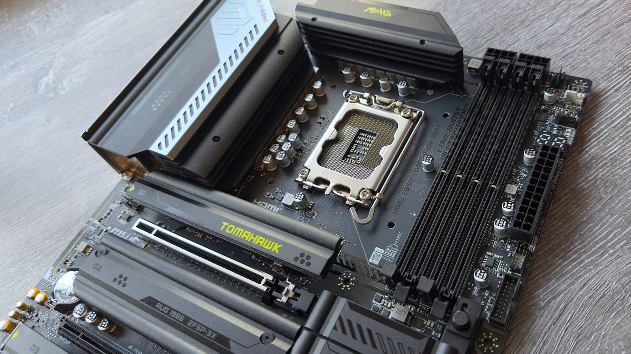 Intel Z990 Chipset Leak Points to More Gen5 Lanes and Higher Power for ...