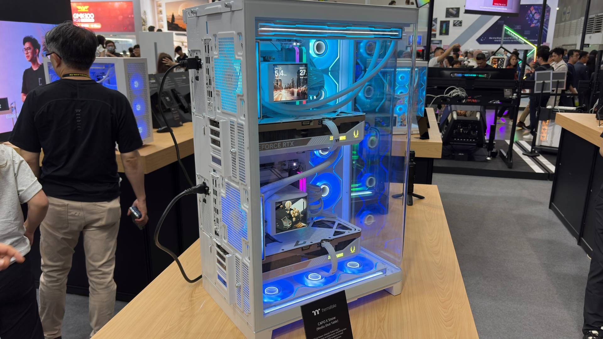 Thermaltake’s CAPO X Case Lets You Build Two PCs Inside One Tower